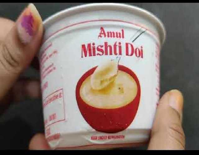 West Bengal News : पूर्व बर्दवान जिले में अमूल मिष्टी दोई की बिक्री पर ...